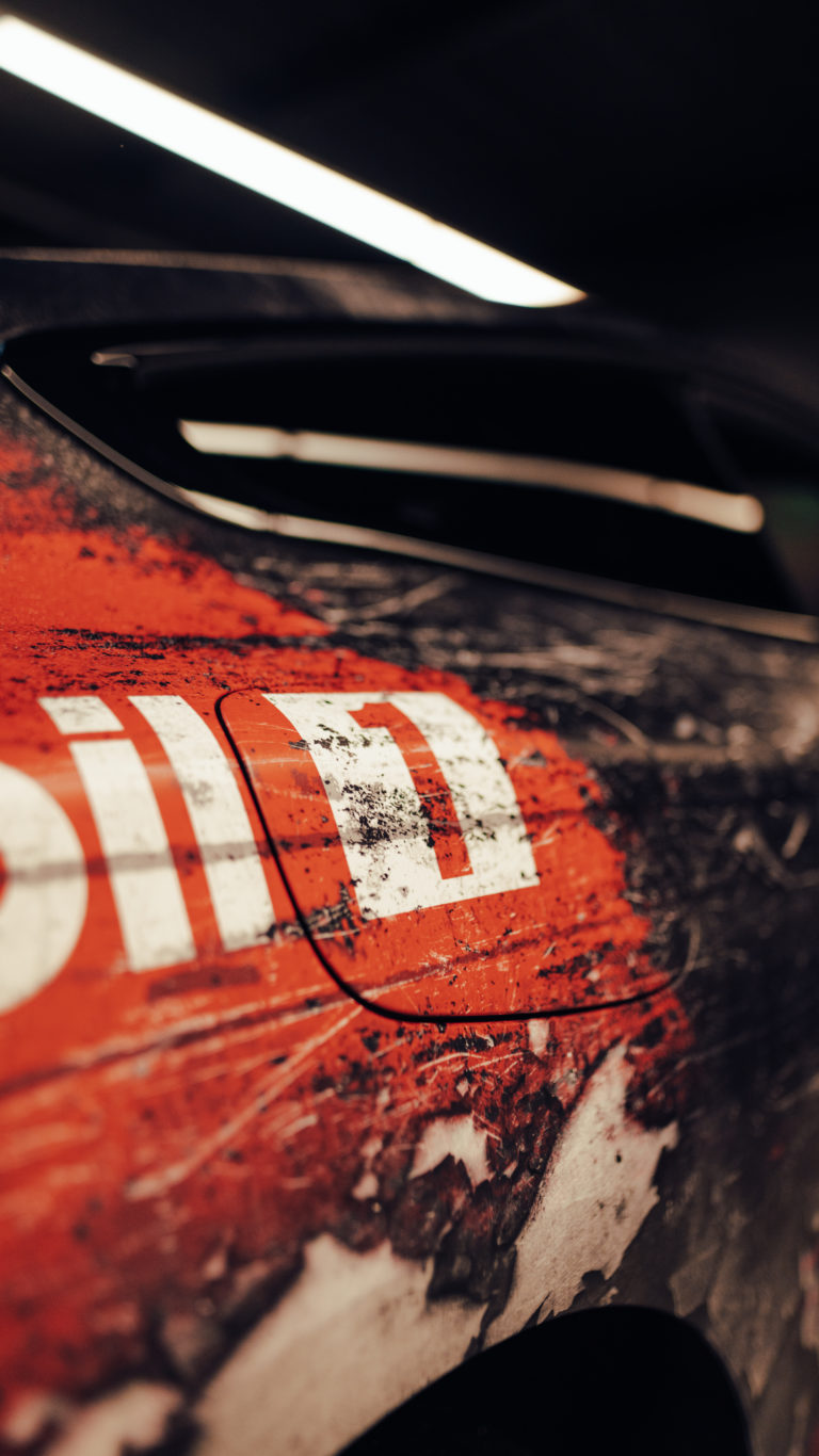 BMW M8 Malboro - Covering sur-mesure - CarWrap Design